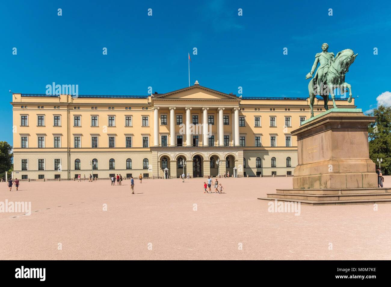 Norway,Oslo,Royal Palace (Kongelige Slott Stock Photo - Alamy
