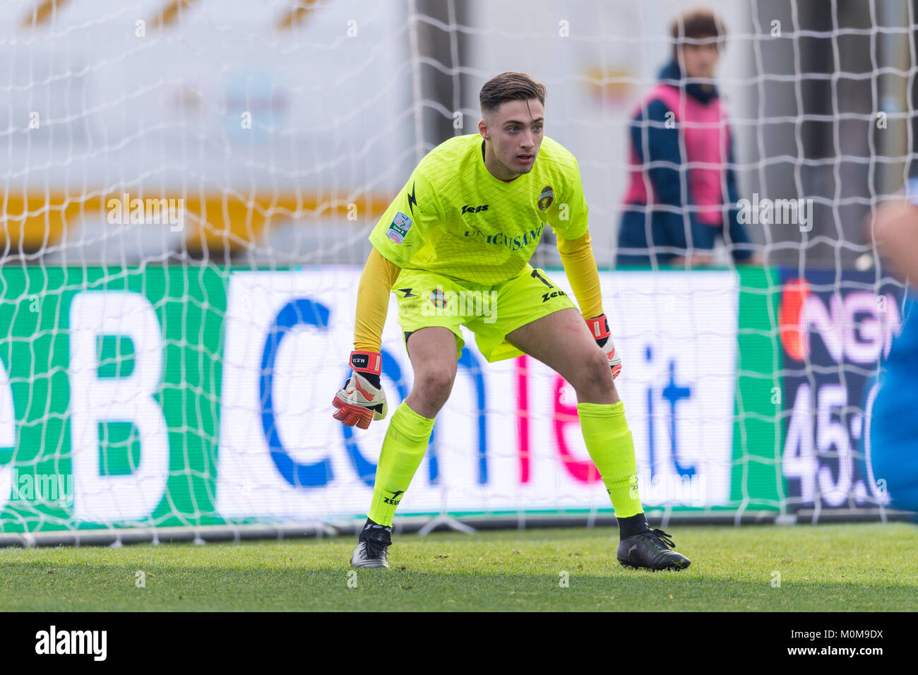 Alessandro plizzari ternana hi-res stock photography and images - Alamy