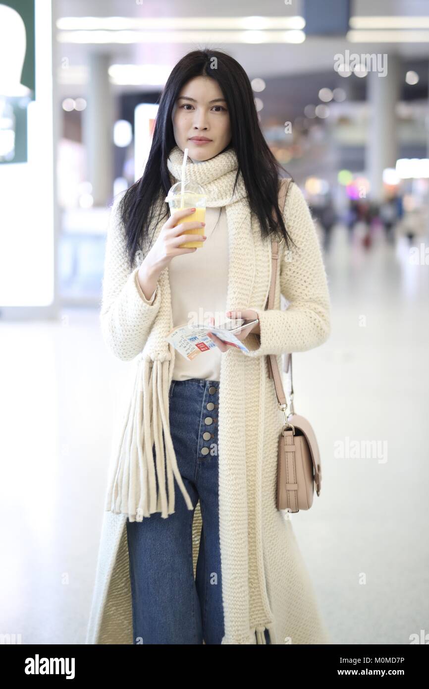 Ralph magazine model hi-res stock photography and images - Alamy