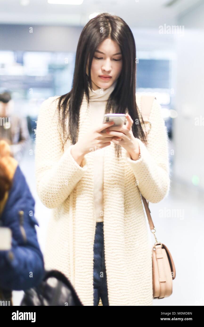 Ralph magazine model hi-res stock photography and images - Alamy