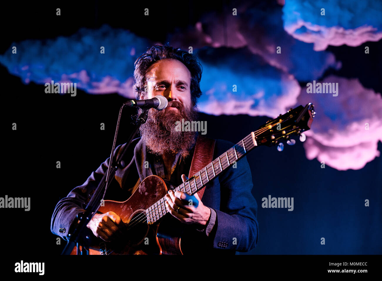 Sam beam hi-res stock photography and images - Alamy