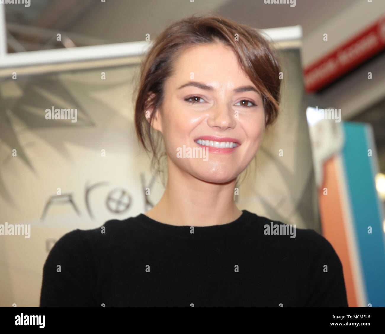 Kara tointon eastenders hi-res stock photography and images - Alamy