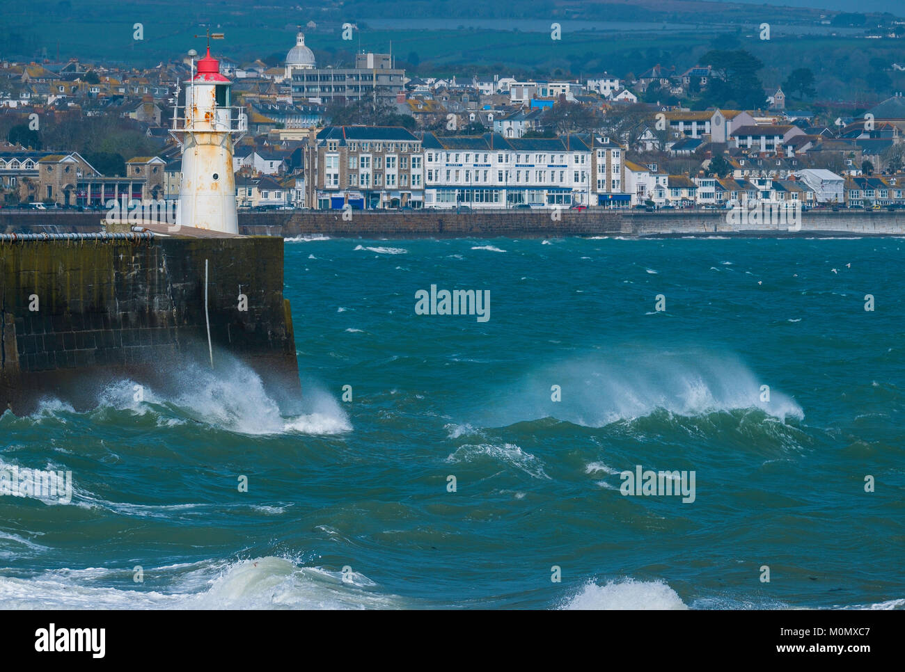Newlyn lighthouse hi-res stock photography and images - Alamy