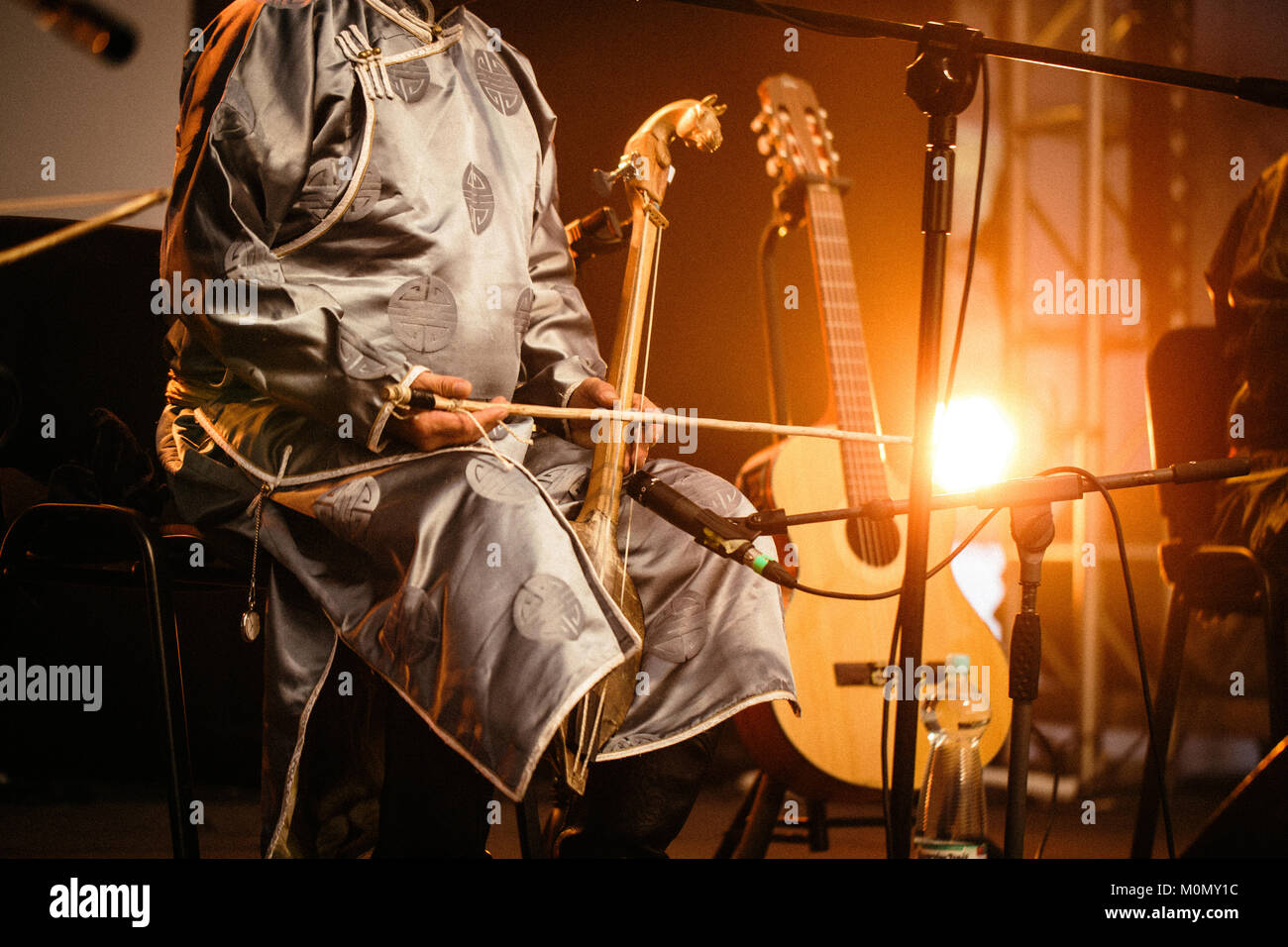 Igil hi-res stock photography and images - Alamy