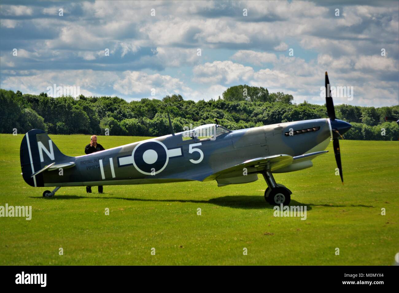 SUPERMARINE Seafire world war fighter at shuttleworth airfield Stock ...