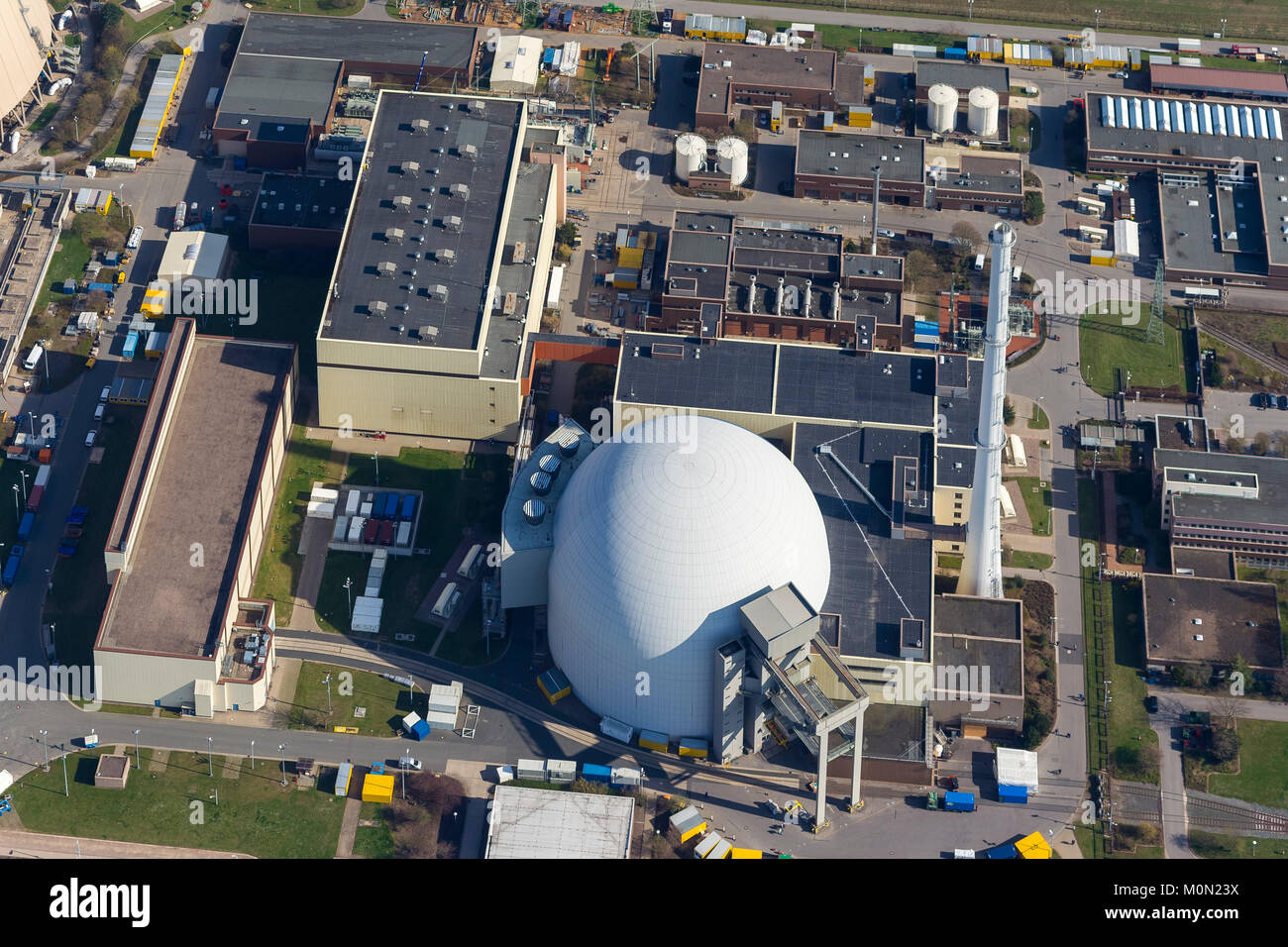 Grohnde nuclear power plant, nuclear power, nuclear power plant on the ...