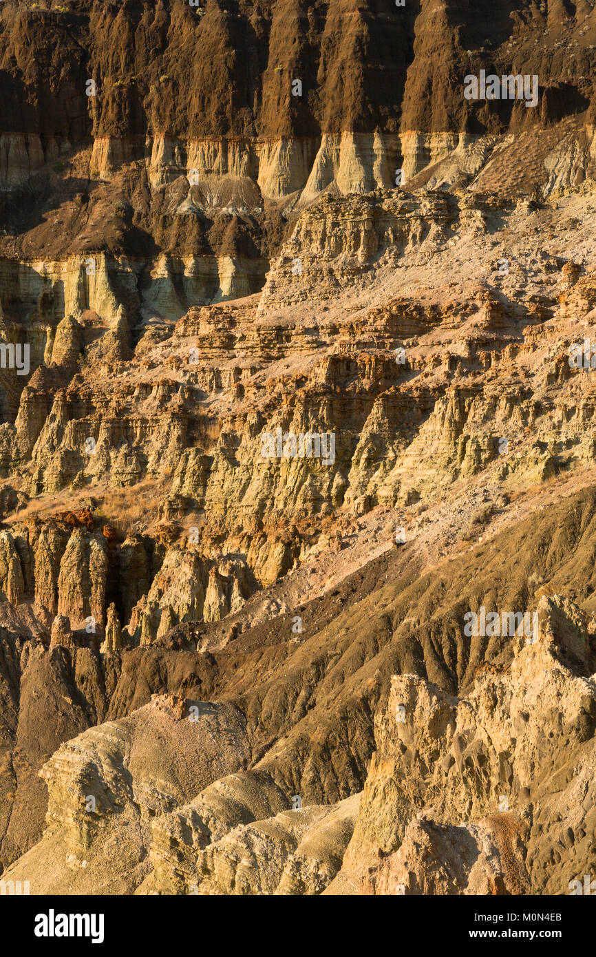 Geology geological erosion cliff hi-res stock photography and images ...