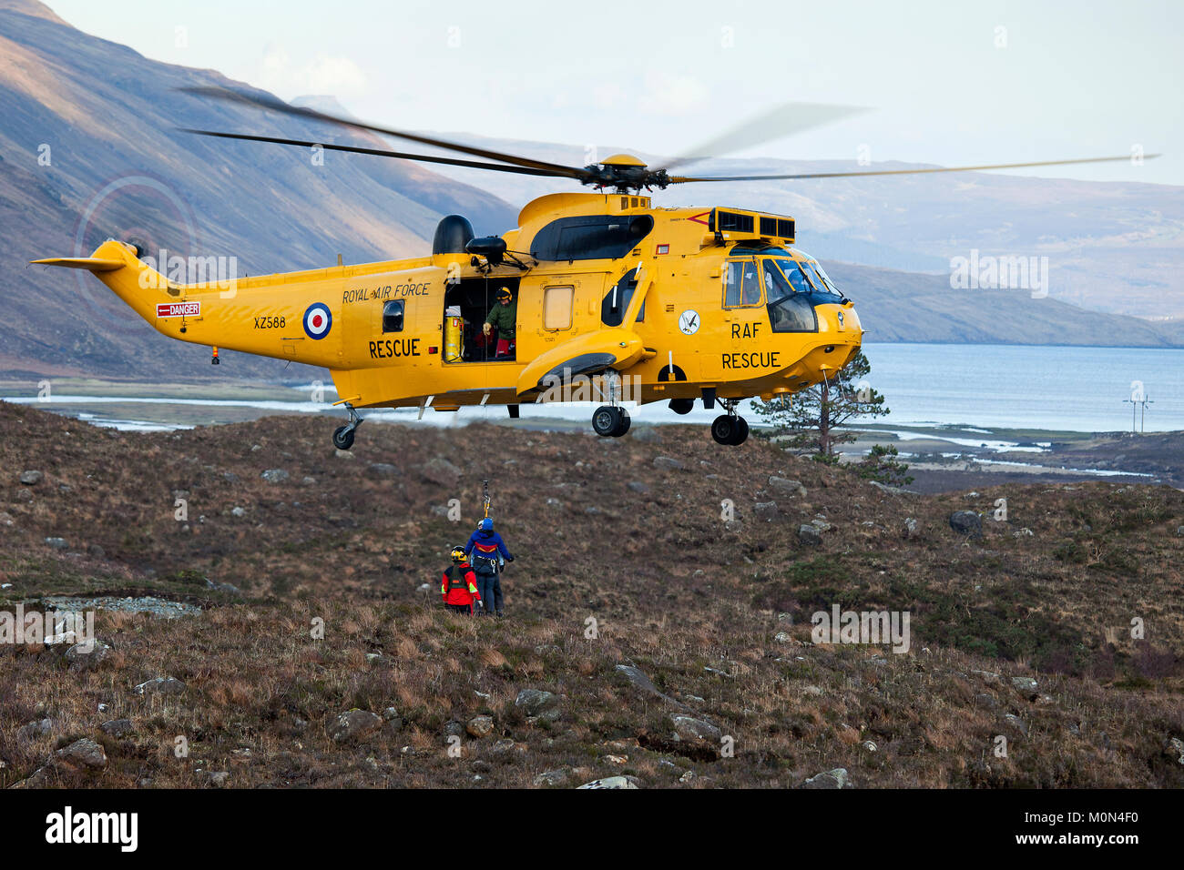 Helicopter rescue winch hi-res stock photography and images - Alamy