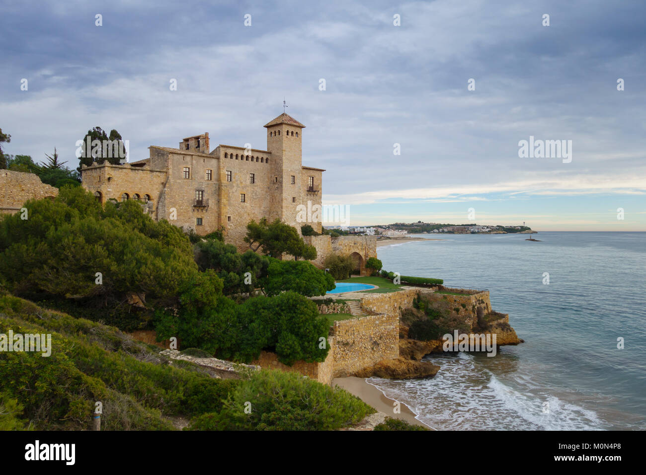 Tamarit castle hi-res stock photography and images - Alamy