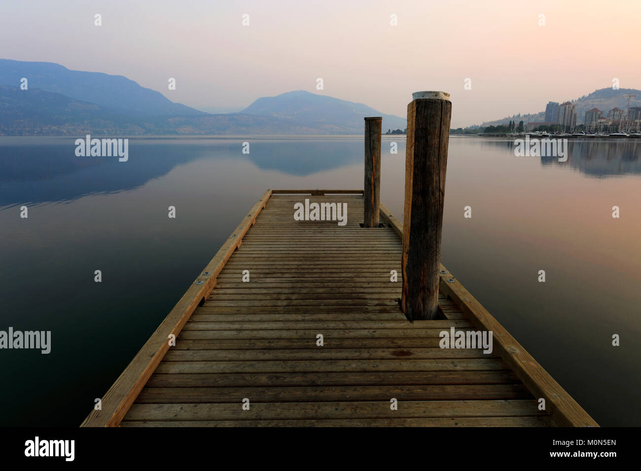 Sunrise over the Okanagan Lake, Kelowna City, Okanagan valley, British ...