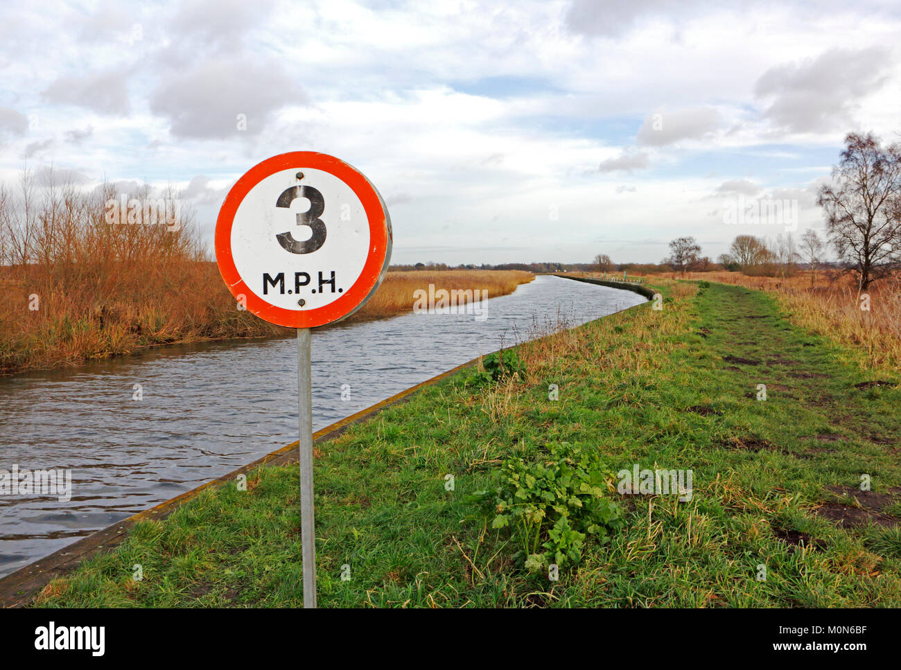 A view of Rockland Short Dyke and the Wherryman's Way long distance ...