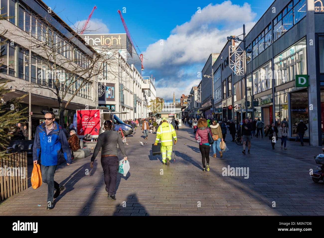 The moor sheffield hi-res stock photography and images - Alamy