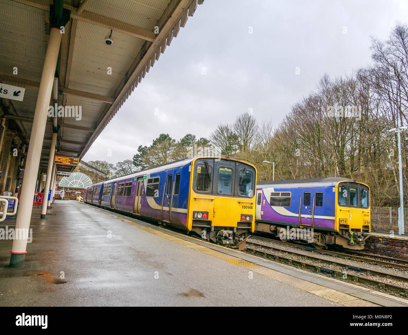 At buxton station hi-res stock photography and images - Alamy