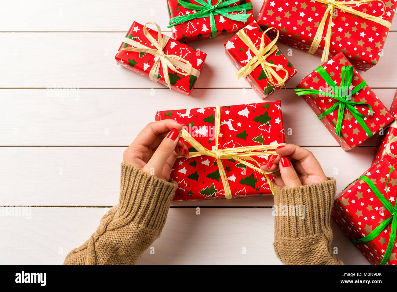 Close up woman presents hi-res stock photography and images - Alamy