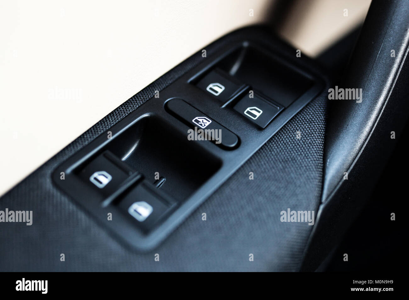 Window control button Stock Photo - Alamy