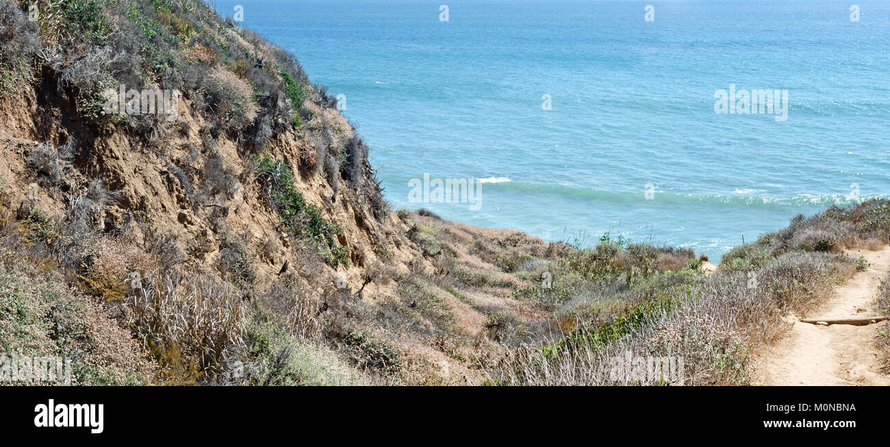 The steep path down to La Piedra state beach, Malibu, California Stock ...