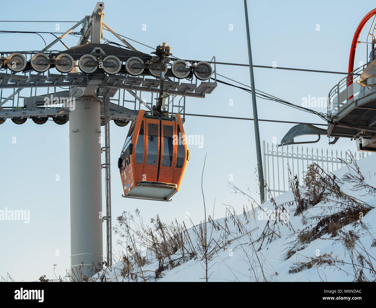 Passenger cableway hi-res stock photography and images - Alamy