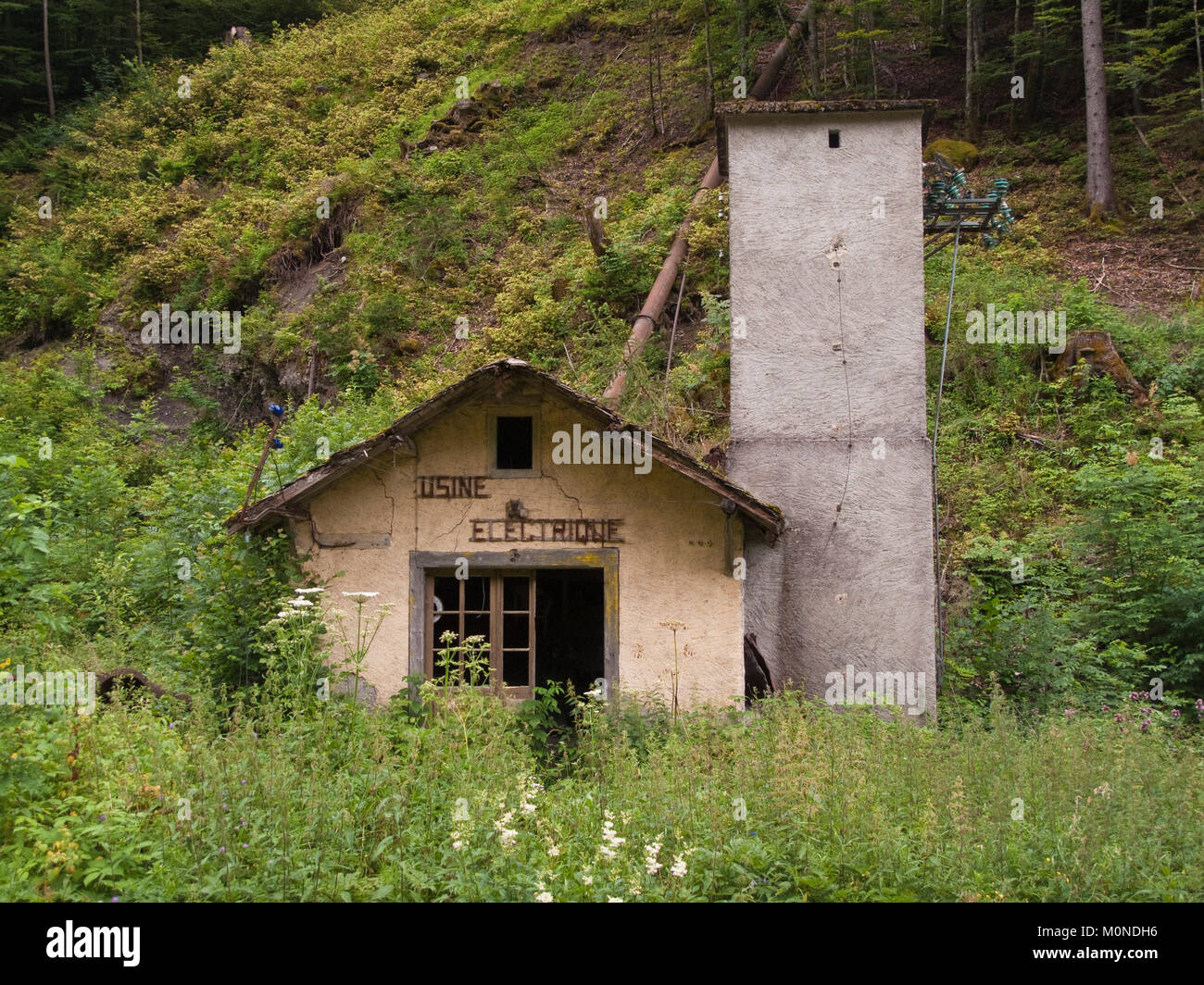 Disused building hi-res stock photography and images - Alamy
