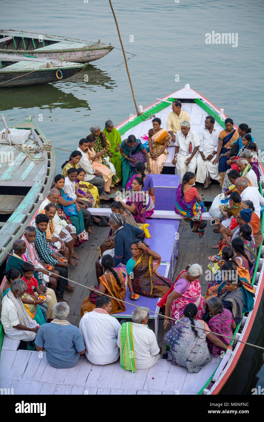 People inside boats hi-res stock photography and images - Alamy