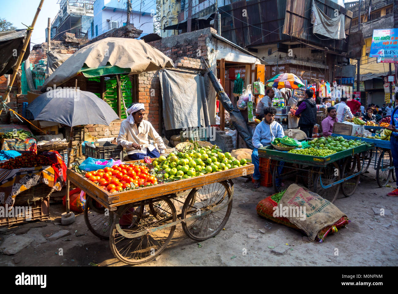 Indian Market Scene Stock Photos & Indian Market Scene Stock Images - Alamy