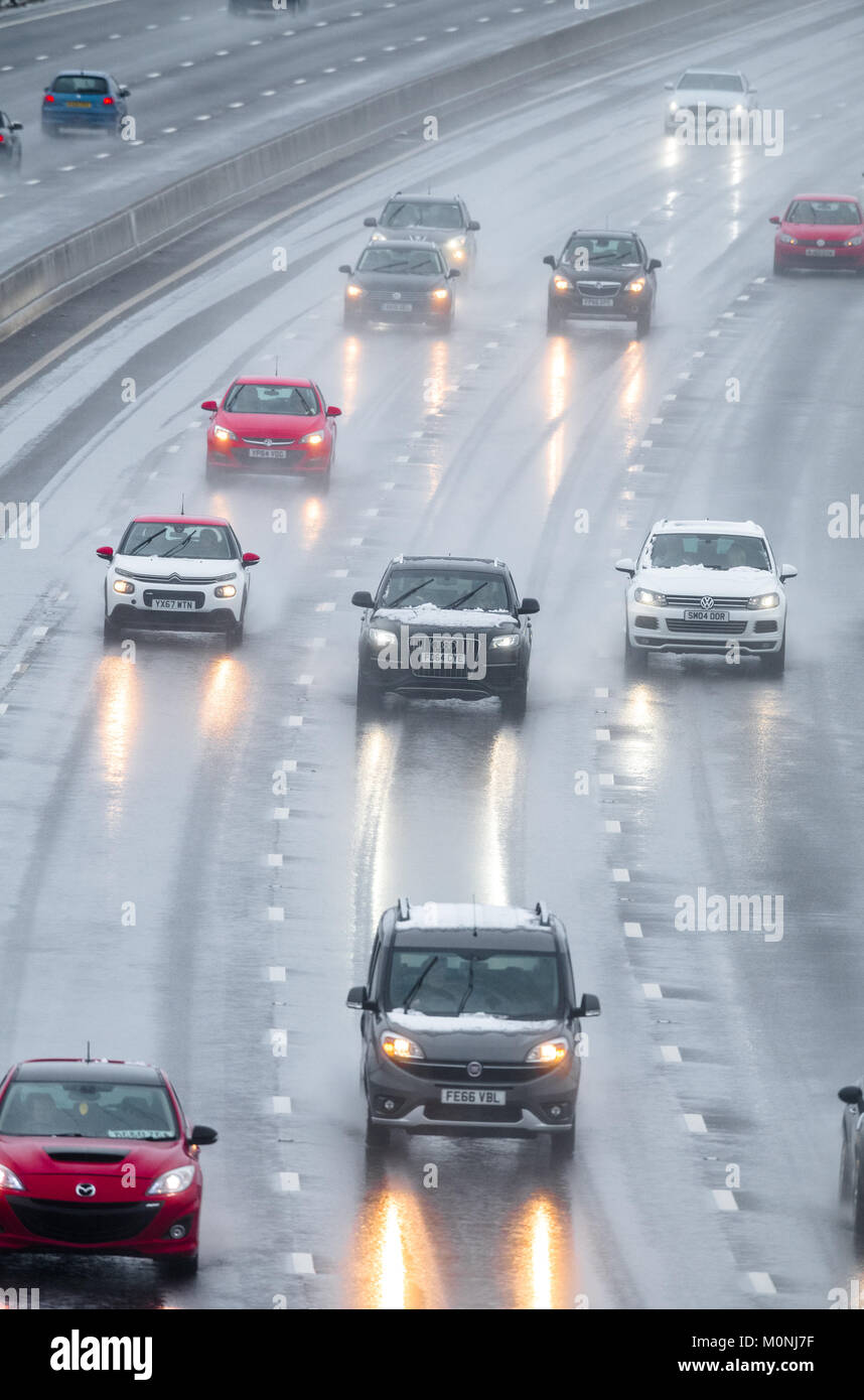 M1 motorway, Chesterfield, England. 21st January 2018. Snow, rain and ...
