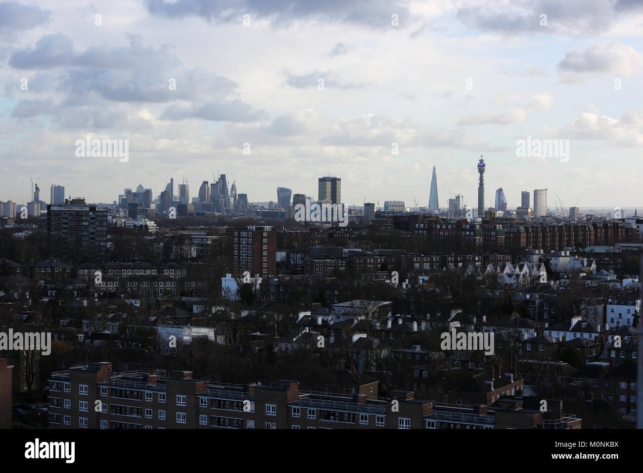 London skyline outline hi-res stock photography and images - Alamy