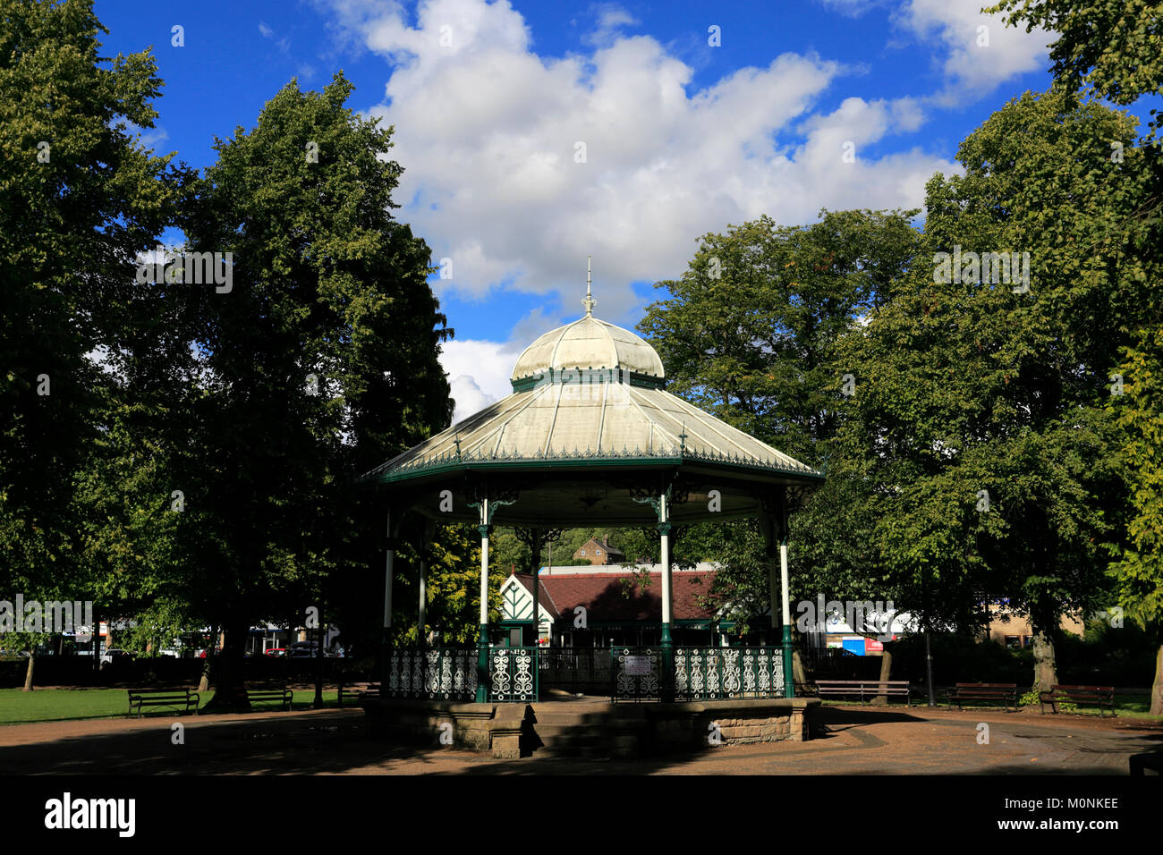 Summer, Hall Leys Park, Matlock town, Peak District National Park ...