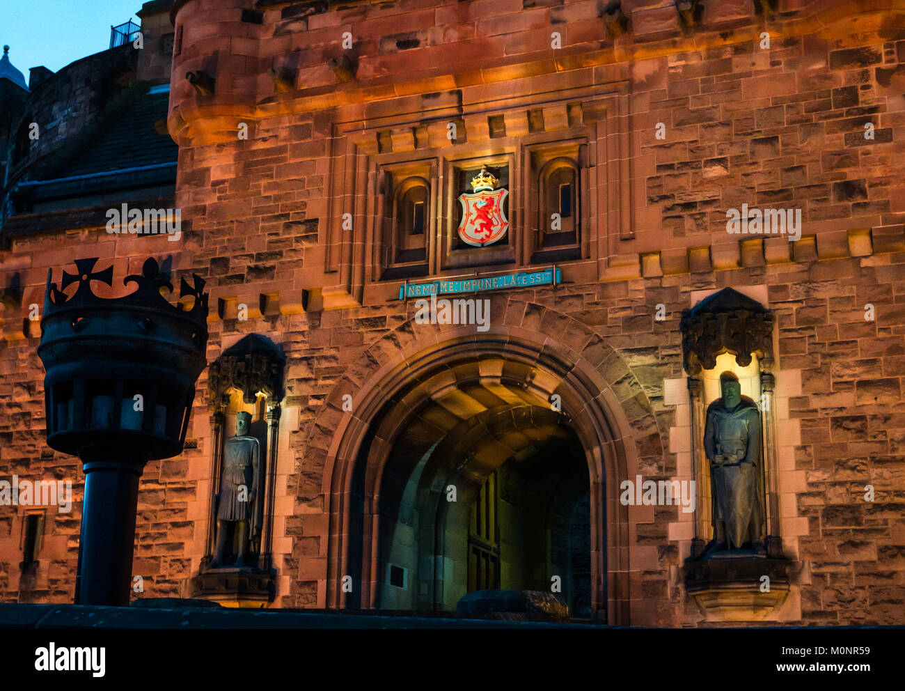 Stone figures of William Wallace and Robert the Bruce, Edinburgh Castle ...