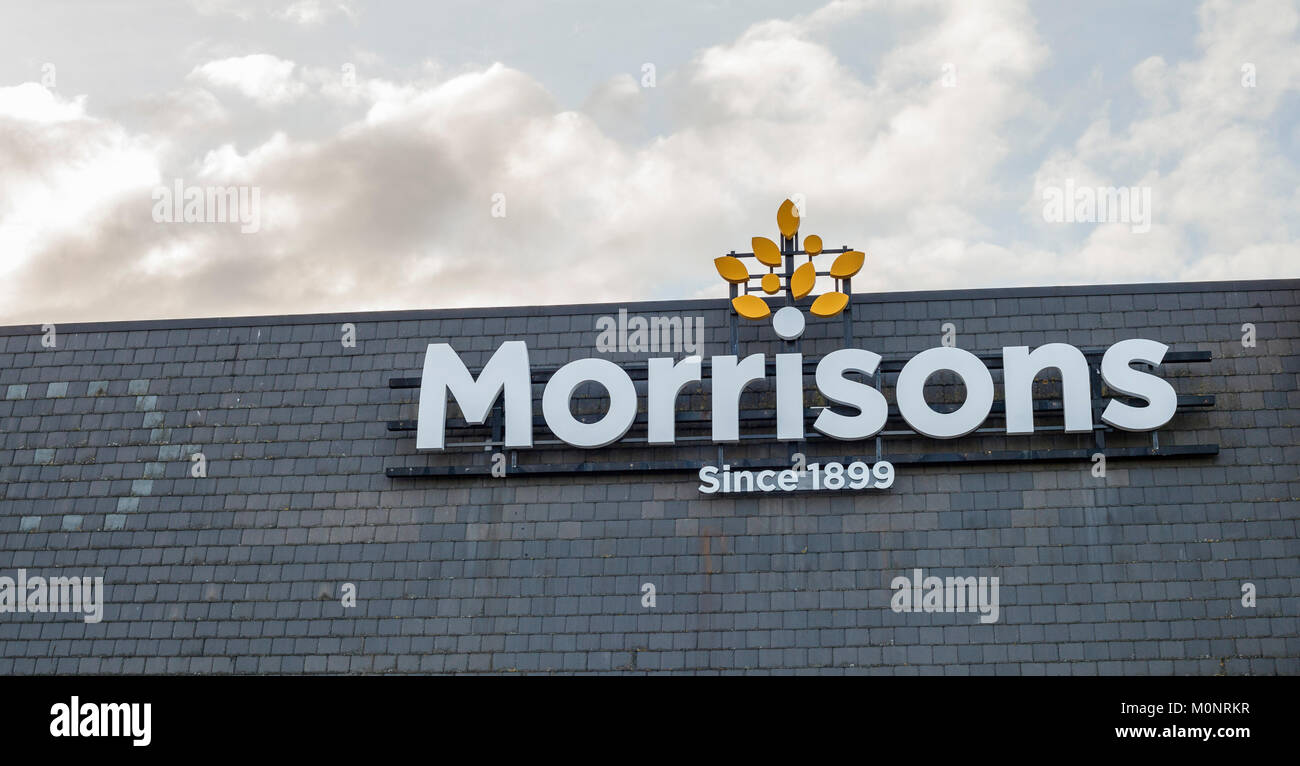 Morrisons advertising hi-res stock photography and images - Alamy