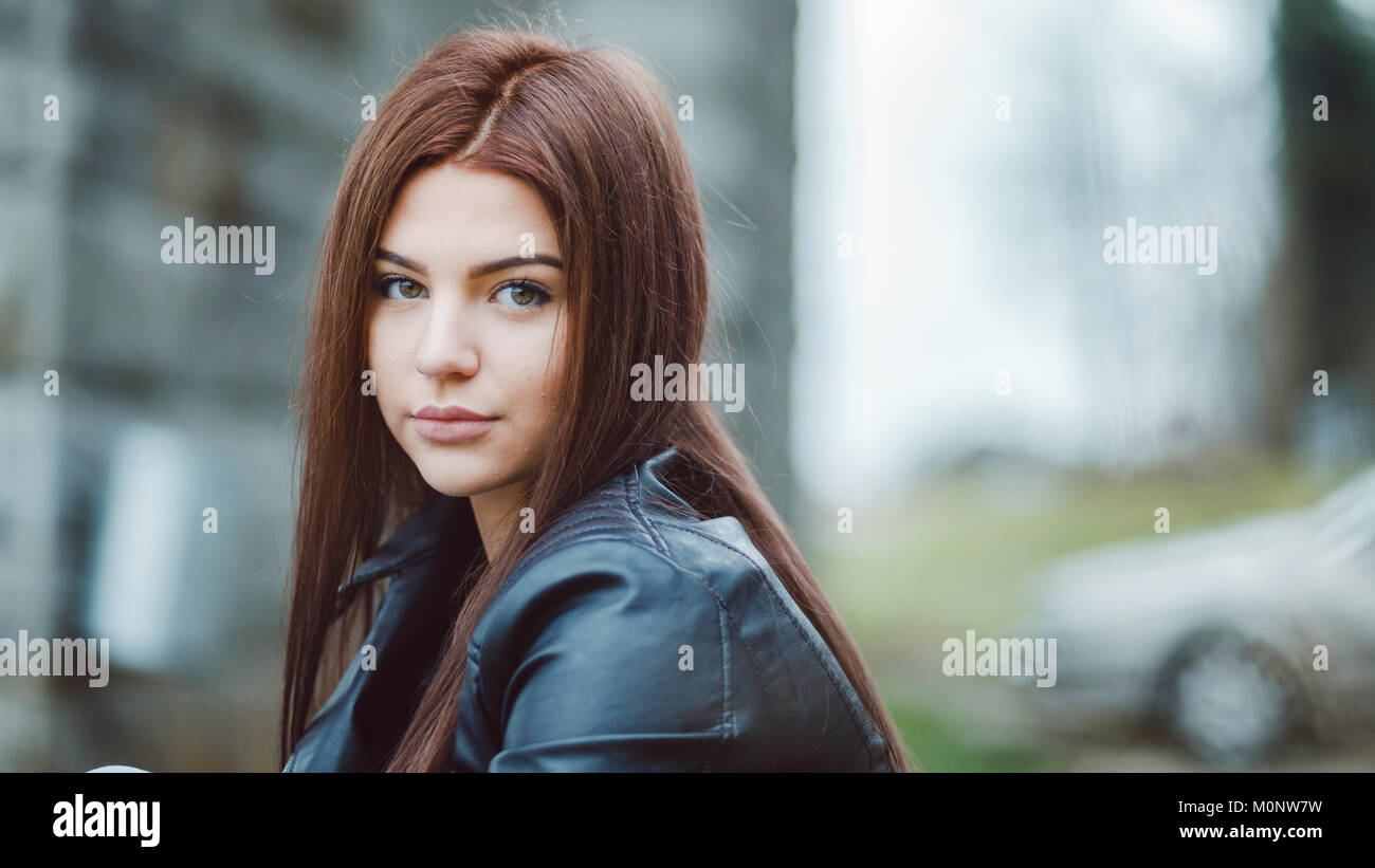 Deadpan expression hi-res stock photography and images - Alamy