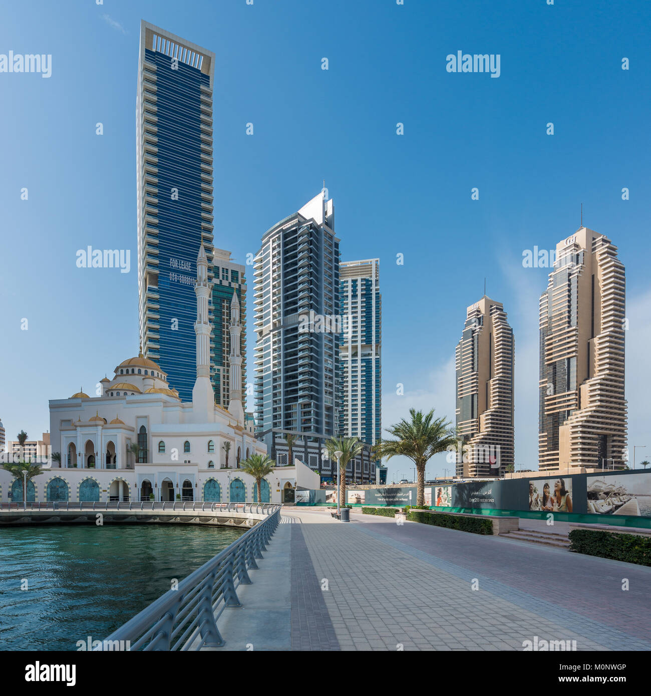 Affluent residential neighbourhood hi-res stock photography and images ...