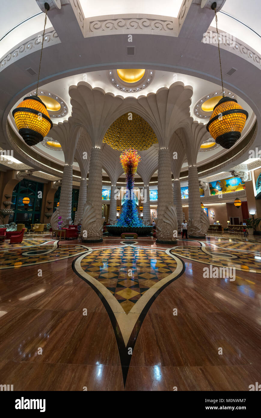 Luxury hotel lobby chairs hi-res stock photography and images - Alamy