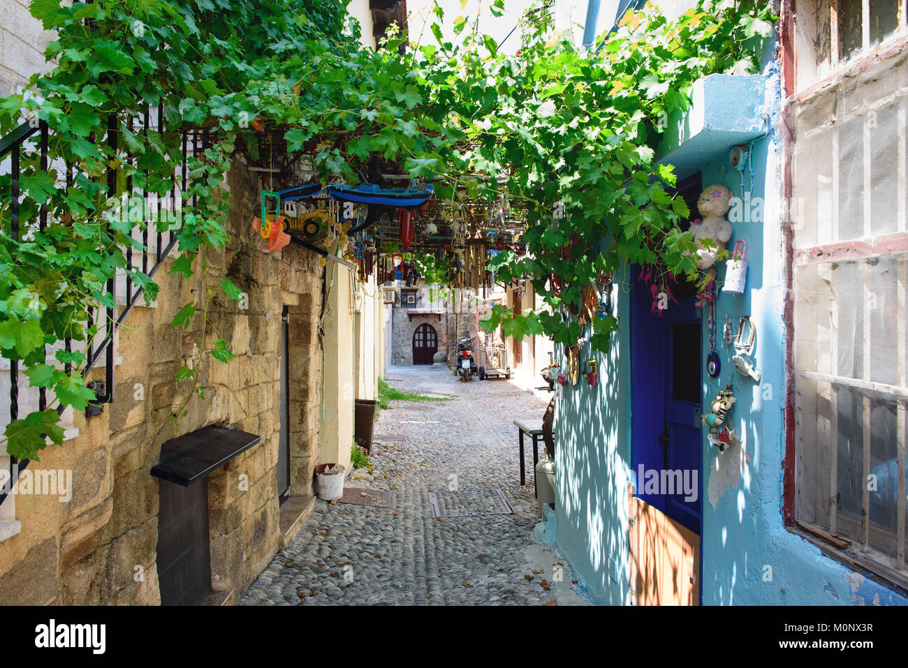 Beautiful greek houses on street hi-res stock photography and images ...