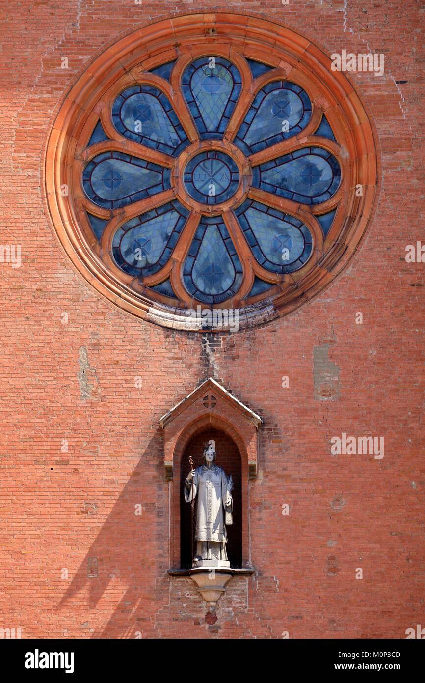 Italy,Piedmont,Cuneo Province,Les Langhe,Alba,Duomo di Alba Stock Photo ...