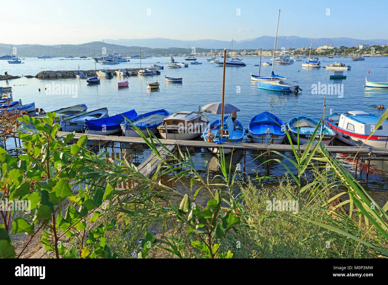 Olivette port hi-res stock photography and images - Alamy