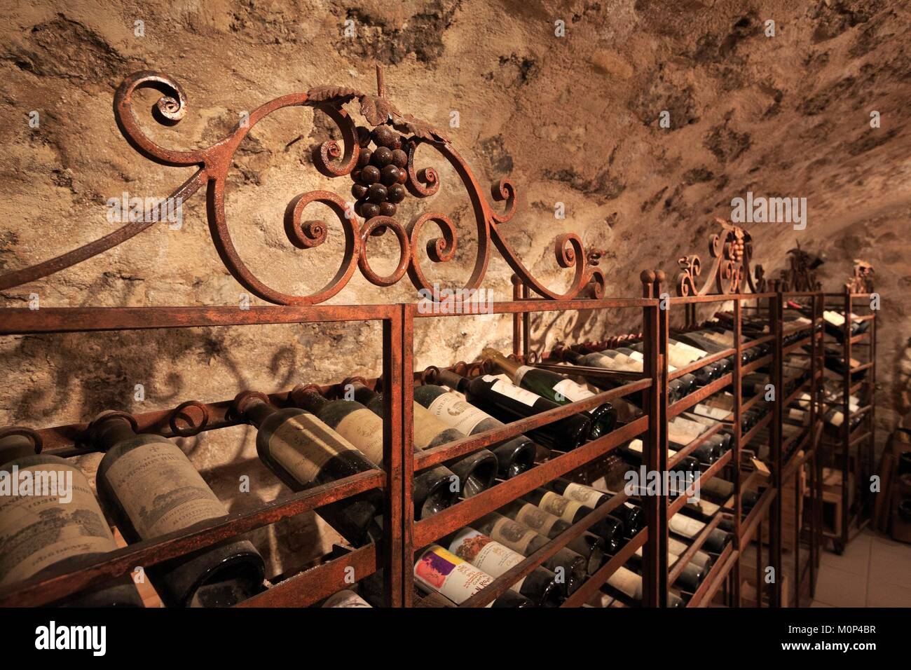 Oldest grocery store hi-res stock photography and images - Alamy