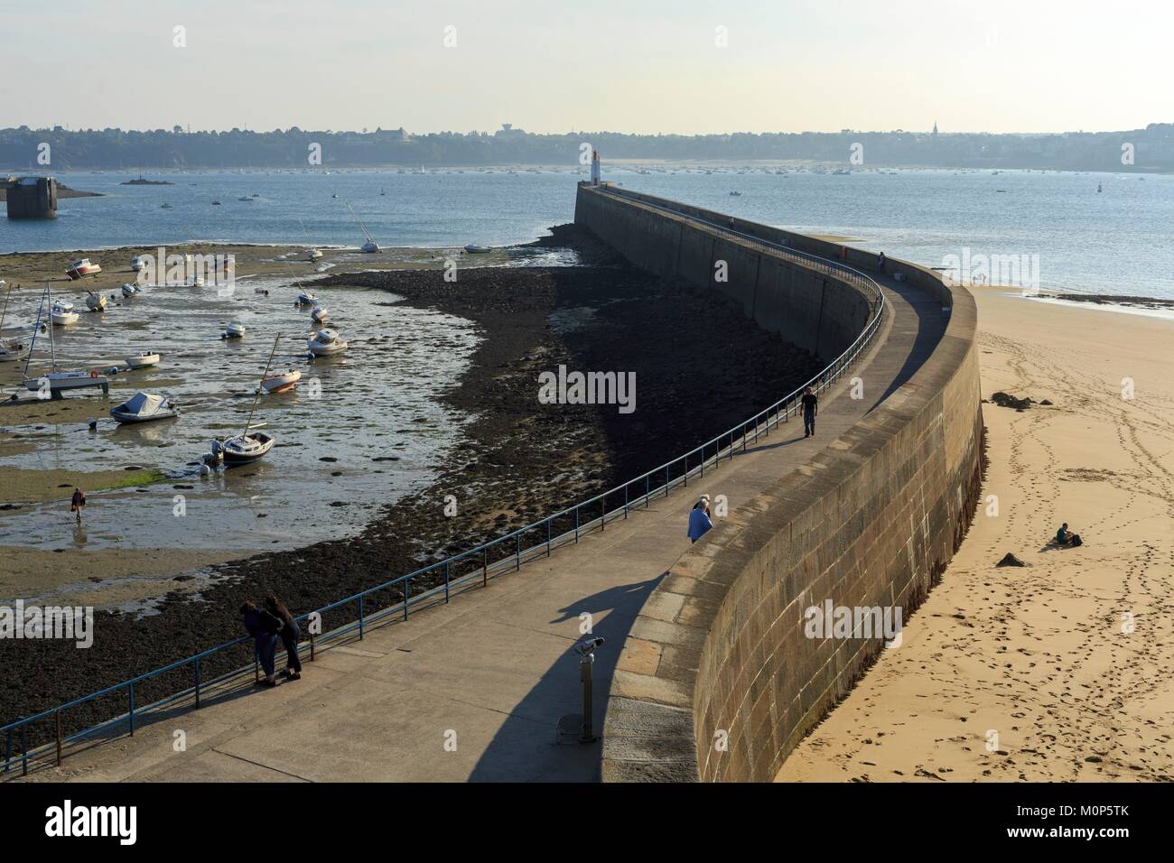 France,Ille et Vilaine,Saint Malo,the dike,Mole of black,high tides ...