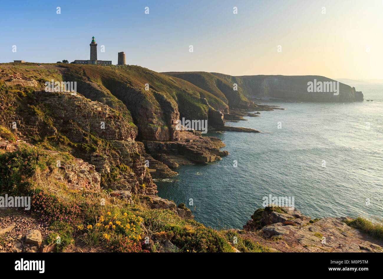 Cap frehel with lighthouse hi-res stock photography and images - Alamy