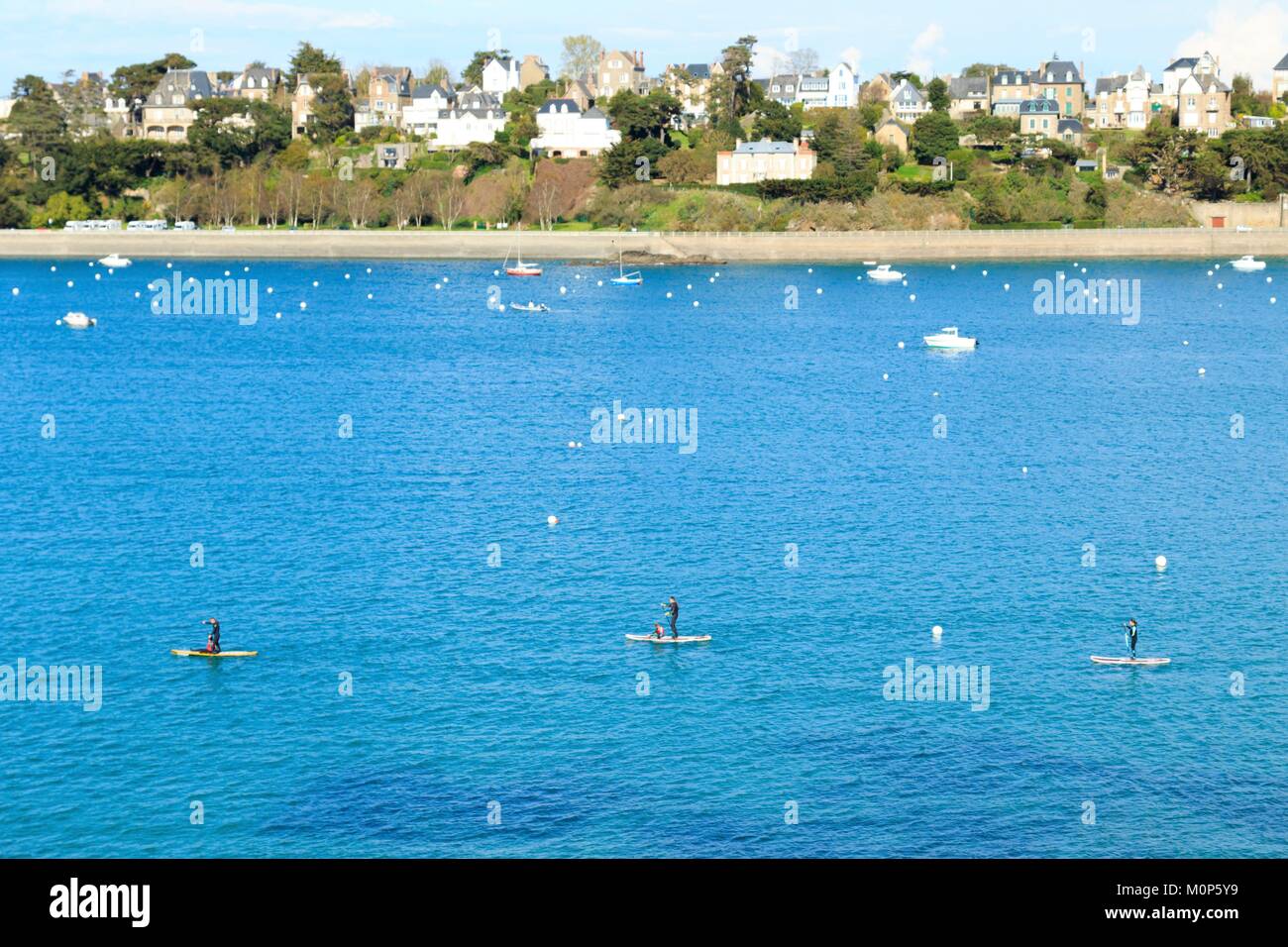 France,Ille et Vilaine,Saint Briac sur Mer,paddle on the Fremur Stock ...