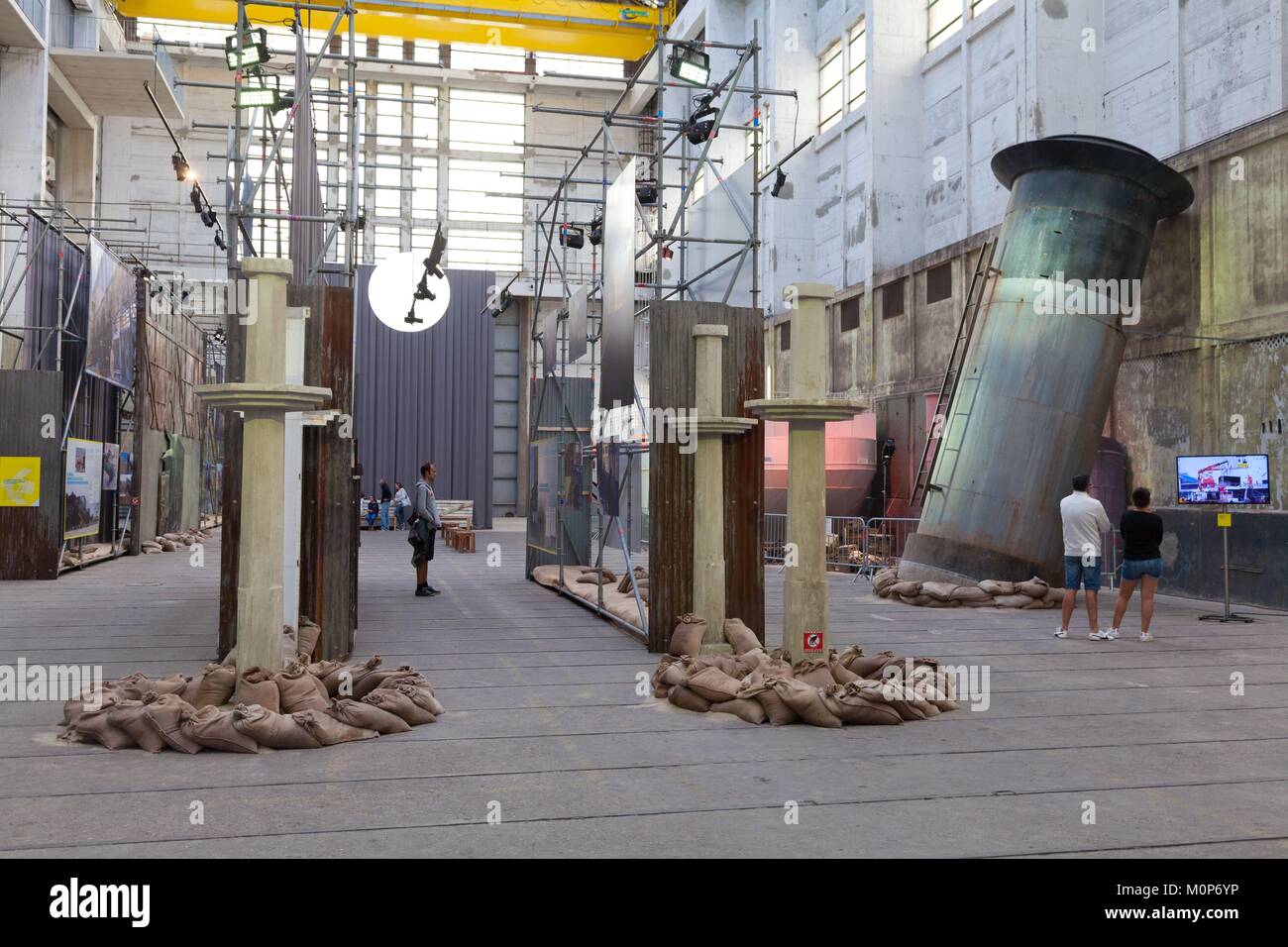 Frac dunkerque hi-res stock photography and images - Alamy