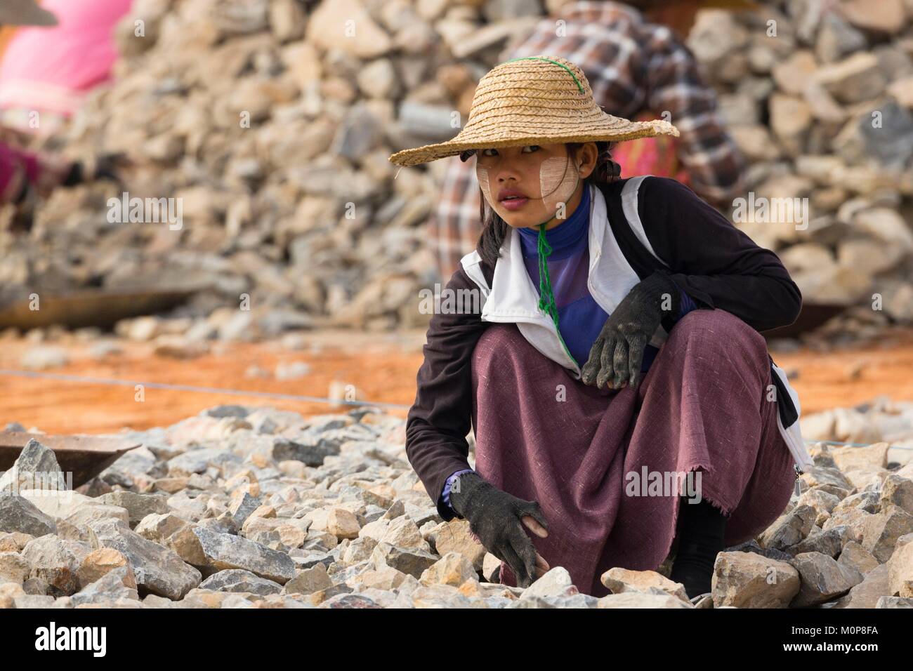 Yangon construction site hi-res stock photography and images - Alamy