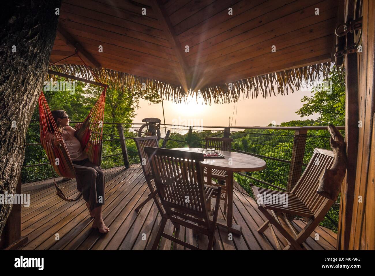 Caribbean shack old woman hi-res stock photography and images - Alamy