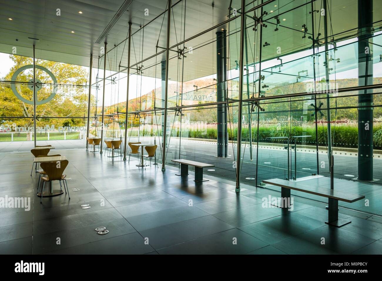 Corning building hi-res stock photography and images - Alamy
