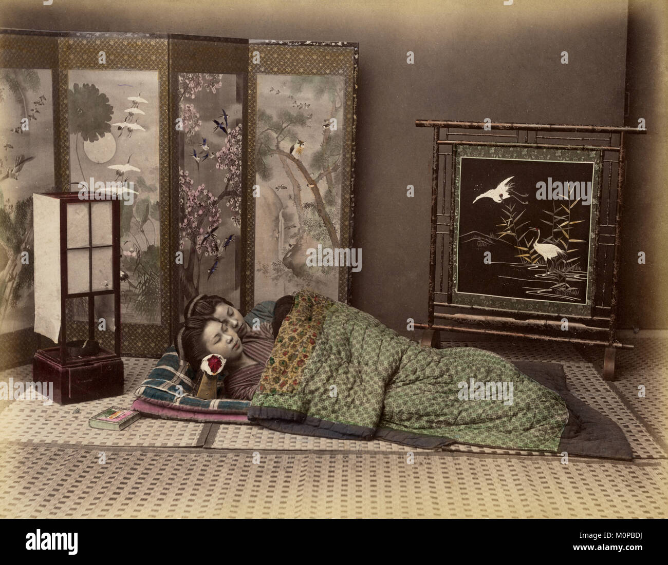 Sleeping japan traditional woman hi-res stock photography and images ...