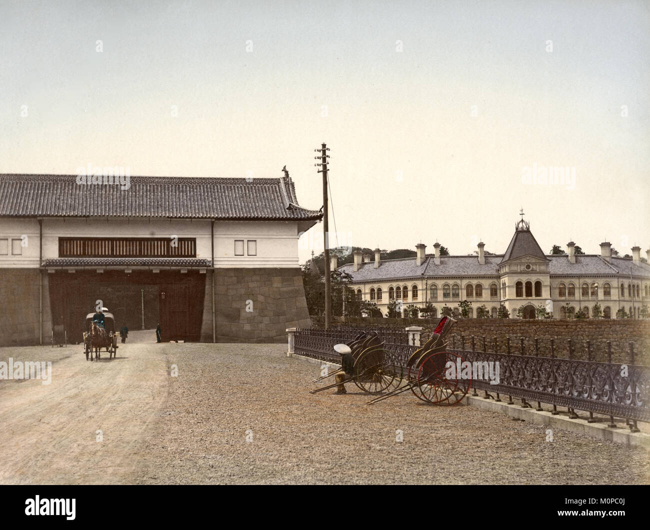 Japan imperial palace 19th century hi-res stock photography and images ...