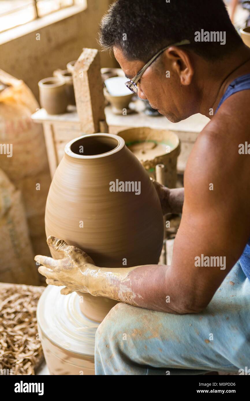 Philippines,Luzon,Albay Province,Tiwi,ceramic fabric Stock Photo - Alamy