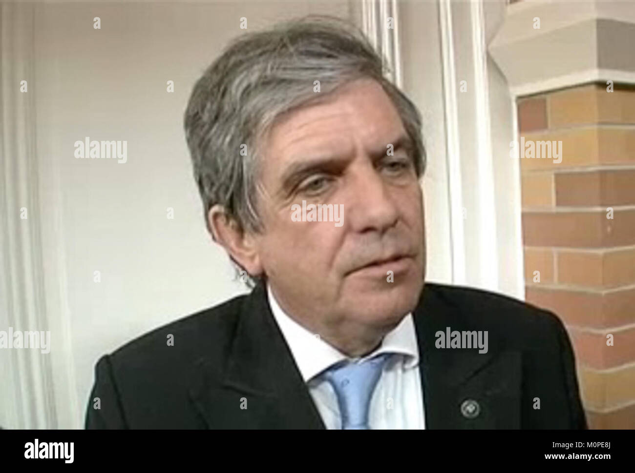 Cees Veerman is a Dutch artist known for his contributions to modern ...