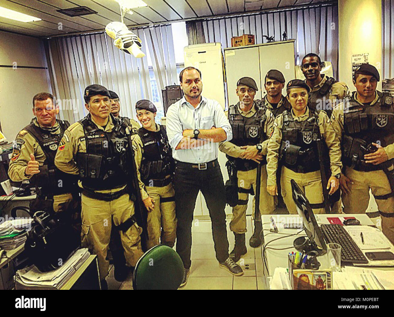 Services de police hi-res stock photography and images - Alamy