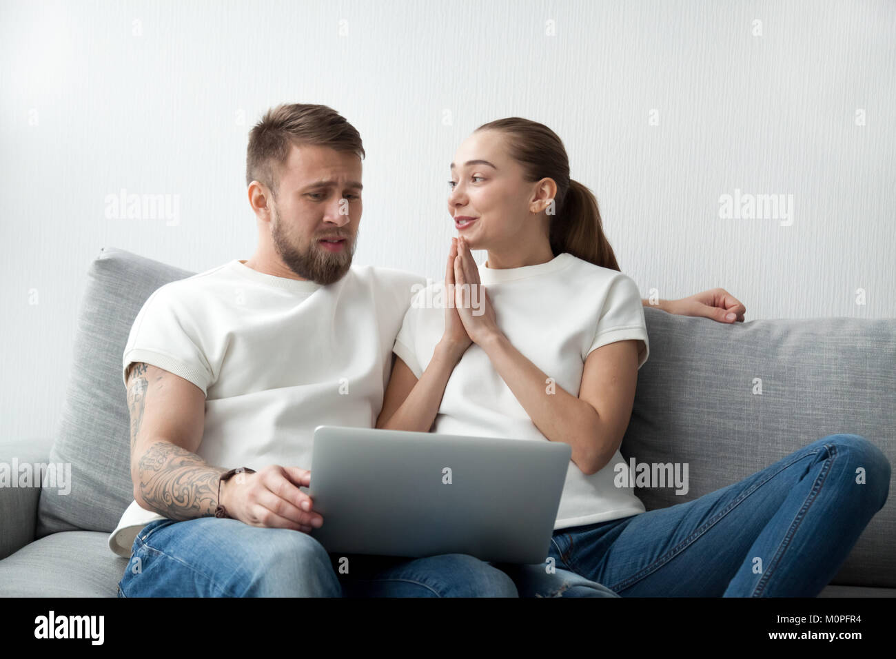 Shopaholic wife hi-res stock photography and images - Alamy