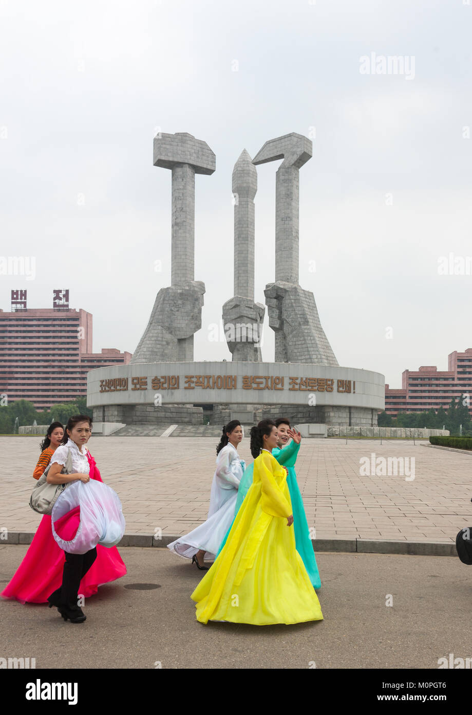 North Korean state artist performing on national day in front of the ...